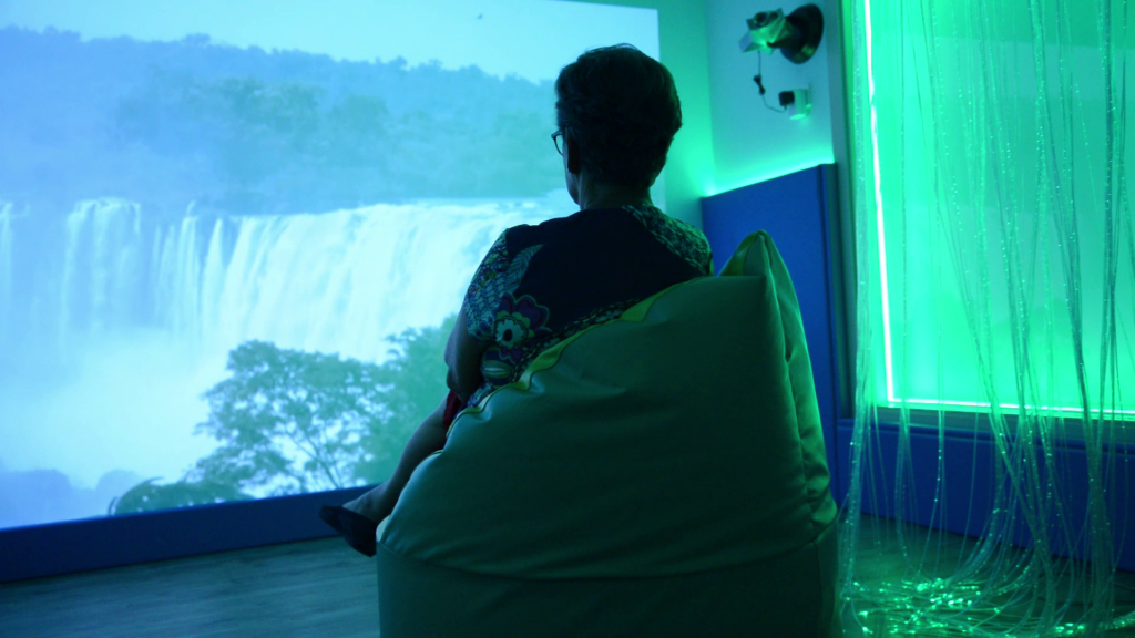Boosting cognition in the elderly through sensory rooms - The ...
